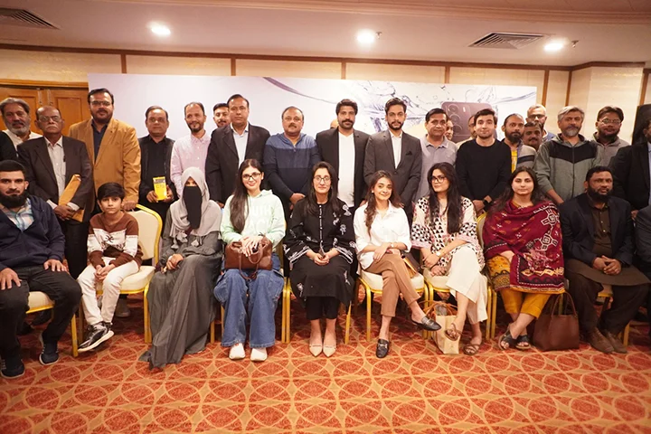 realme launches waterproof smartphone, the realme C75 – Pakistan & Gulf ...